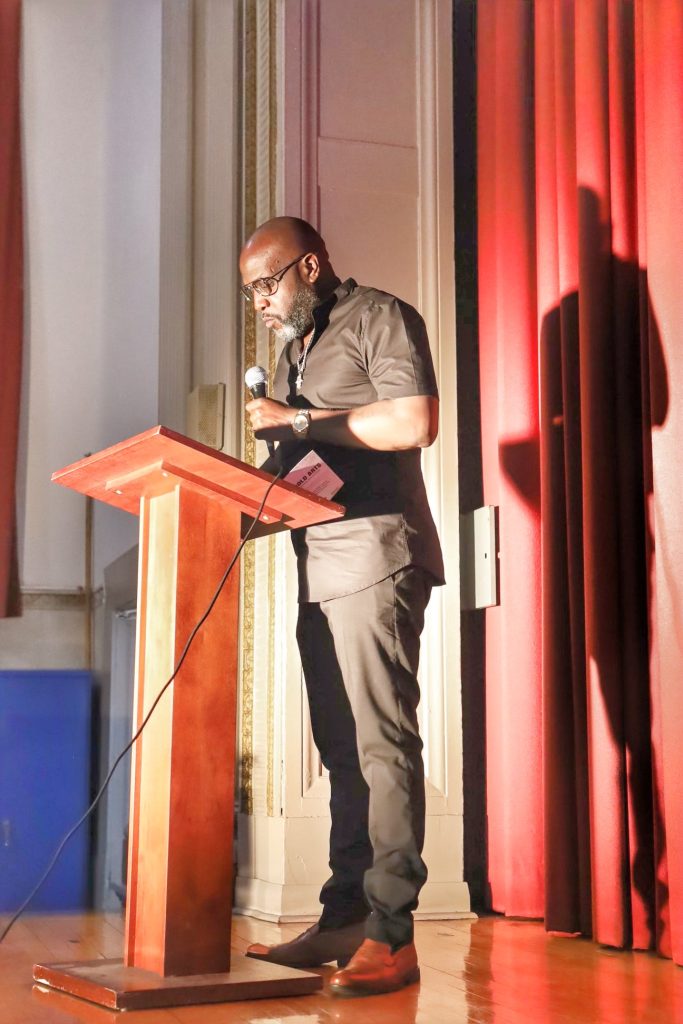 Rising Star Gives Back: ‘Luke Cage’ Actor Edwin Freeman Judges Student ...