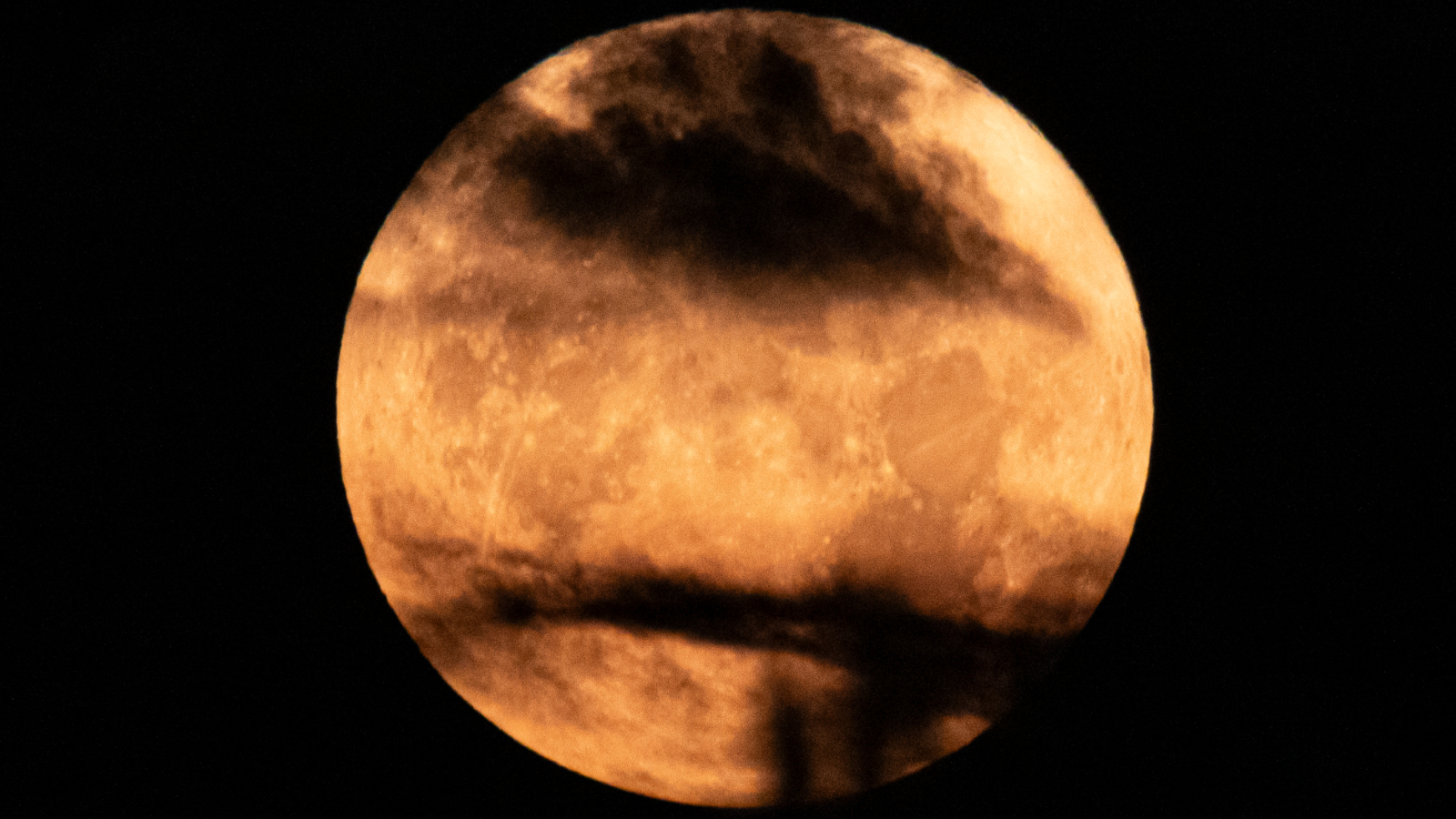 Next Full Moon in July 2025: Date, Name & Skywatching Guide - Black Star News